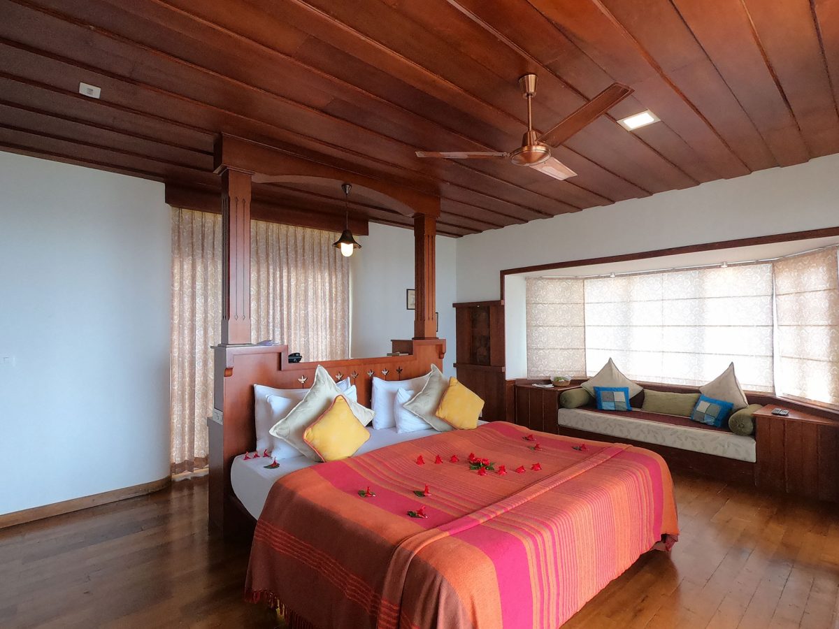 Kerala's Tea Tales: Unveiling the Mystique of Munnar - SpiceTree Munnar